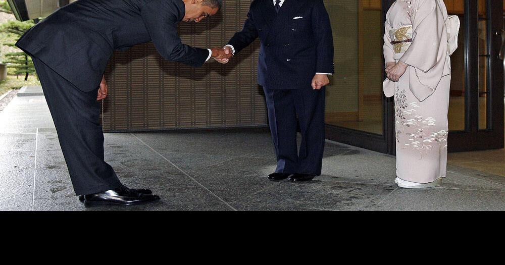 Obama slammed for bowing to Japan's emperor