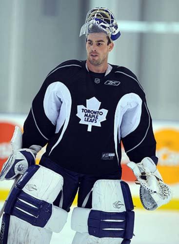 Patience pays in net gains for new Leafs backup