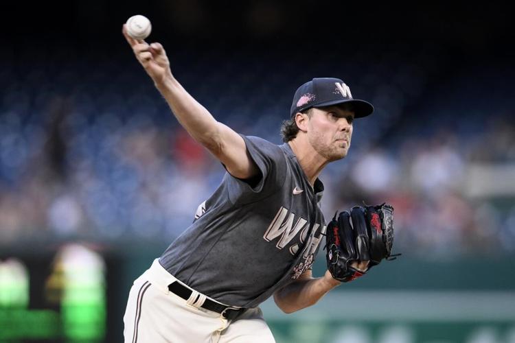 Hampson's 2-run HR caps 11th inning rally and sends Marlins past ...