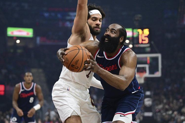 Jarrett Allen, Donovan Mitchell propel Cavaliers to 127-122 victory ...