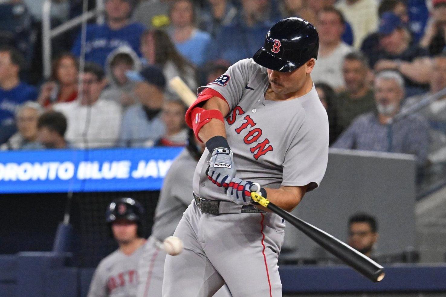 Lowe's two RBI singles lift Red Sox over Blue Jays 4-1; AL East pennant ...