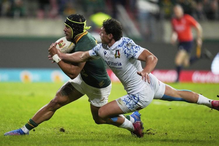 14-man Springboks score 7 tries and blank Italy