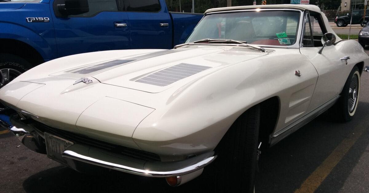 Eye Candy: '63 Corvette convertible
