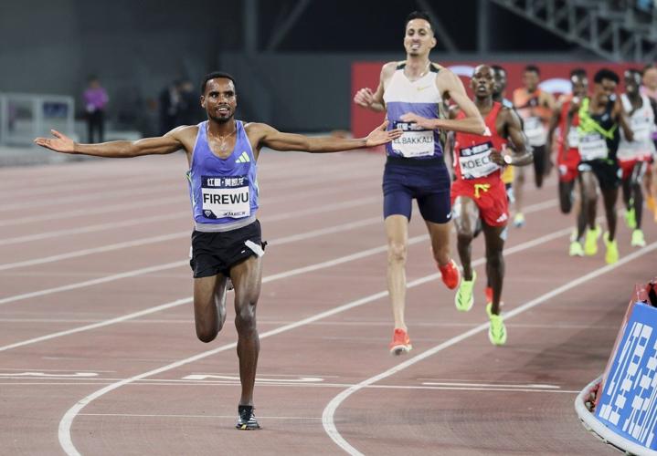 Warholm sets unofficial world record in 300m hurdles at Diamond League ...