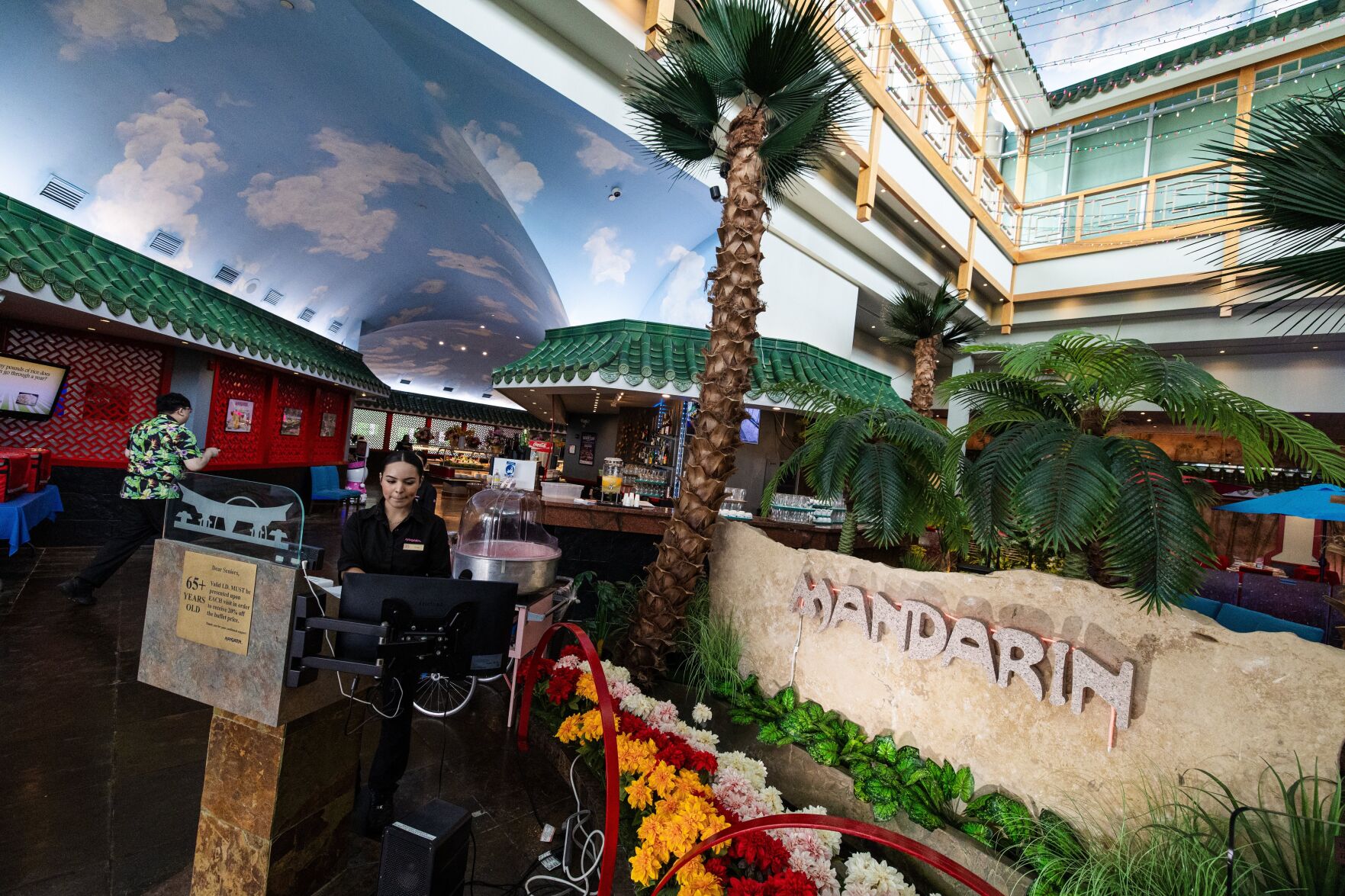 Mandarin buffet: Why this Ontario chain is a true icon