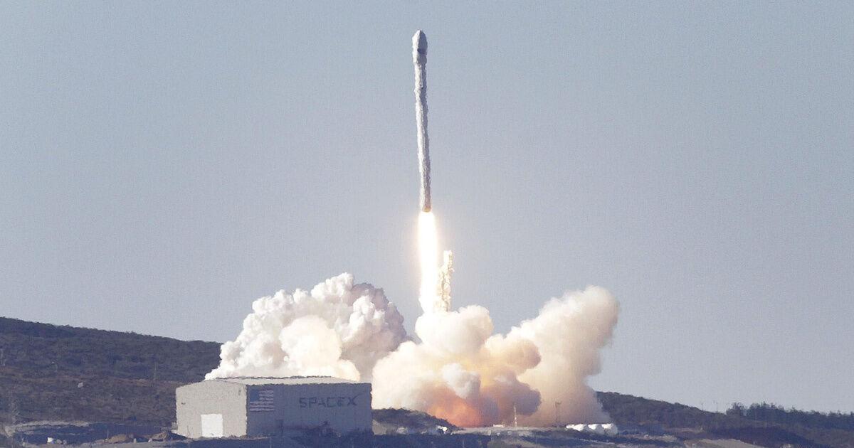 CASSIOPE: Canadian satellite blasts off on mission to study space weather