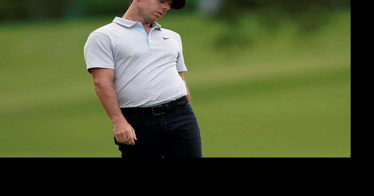 Casey rides the buzz of Masters history to 65 and early lead