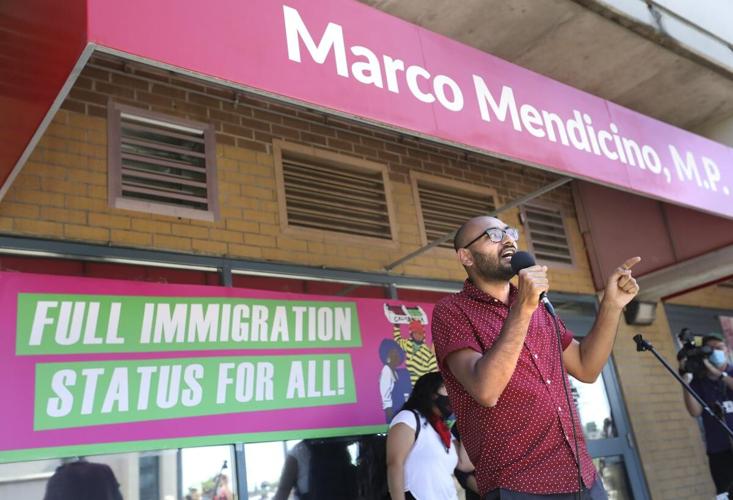 Here’s how the federal election could change Canada’s immigration system