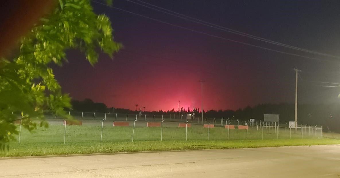 Weather not helping as crews battle fire that forced Edson, Alta., to ...