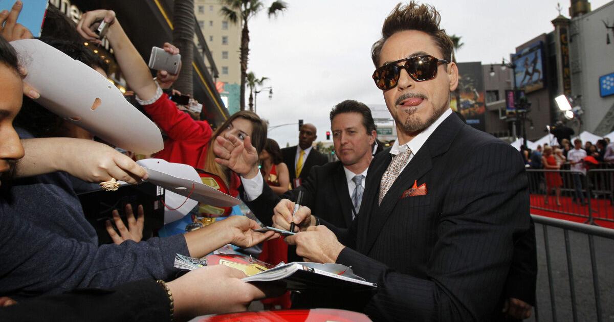 Robert Downey Jr. calms crying boy after Iron Man mix-up