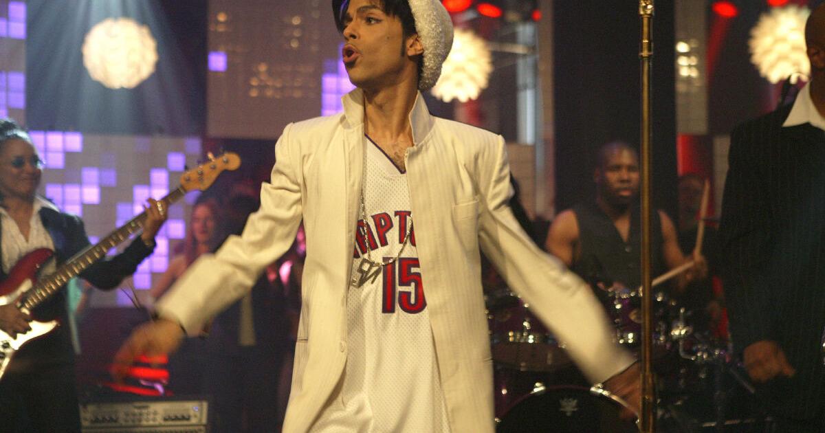 Music star Prince had special connection with Toronto