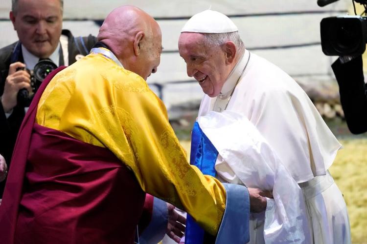 Pope gives 'noble' Chinese people a shoutout at Mass in Mongolia in bid ...