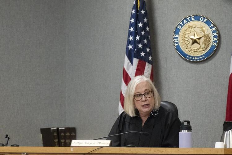 Mistrial declared for Texas officer in fatal shooting of an unarmed man