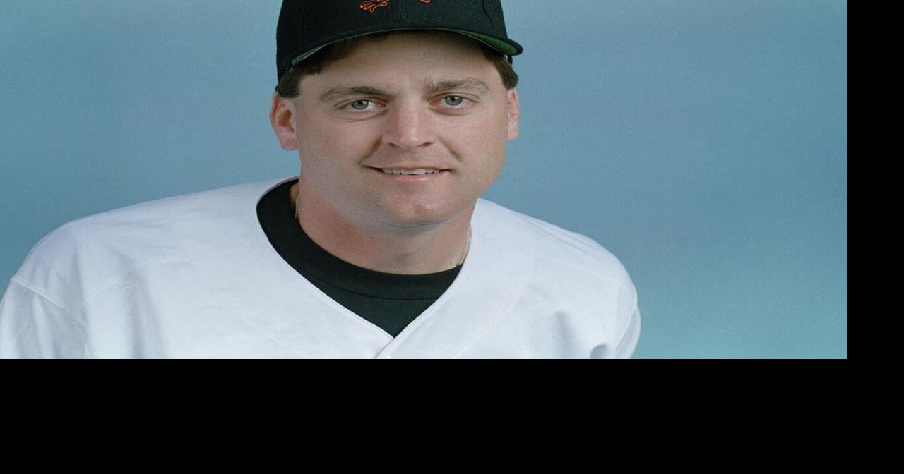Remembering Jim Poole for more than just one pitch in the World Series