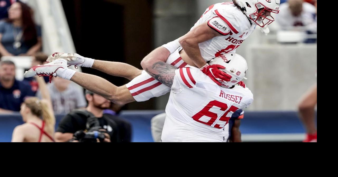 No. 24 Houston opens season of promise vs. UTSA