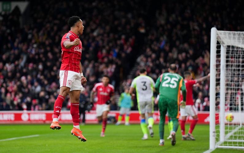 EPL scores: Arsenal stays top as Man City applies the pressure and ...