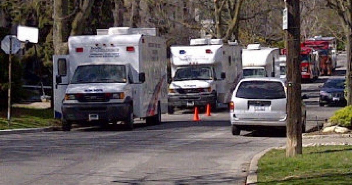 Police bomb unit removes explosive material from backyard at former ...