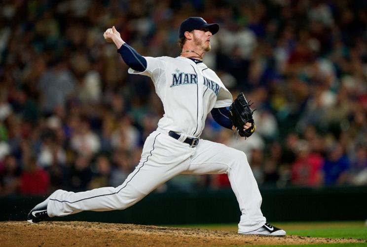 Blue Jays acquire outfielder Ben Revere, reliever Mark Lowe on MLB ...