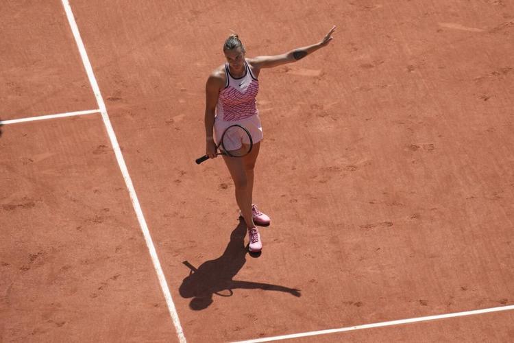 Ukraine’s Kostyuk booed at French Open after no handshake with Belarus ...