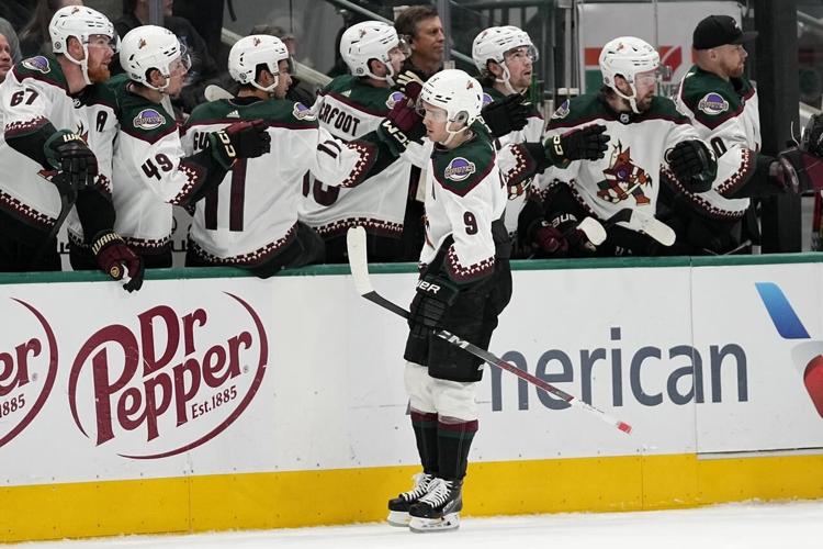 Benn, Seguin, Stankoven score in 2nd period, Stars beat Coyotes 5-2