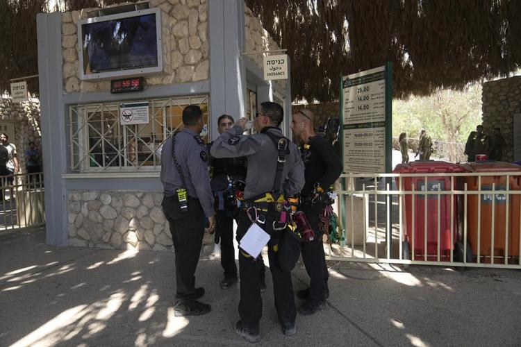 Rockslide near the Dead Sea in Israel kills 5-year-old boy and injures ...