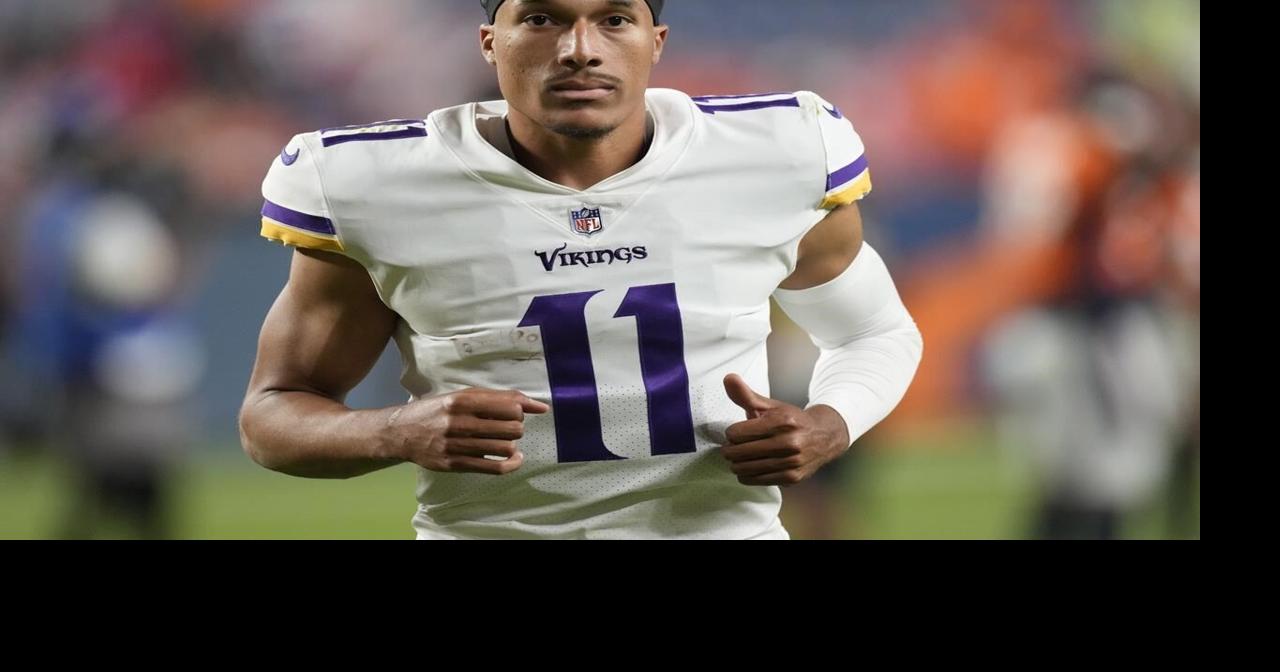 Browns claim QB Kellen Mond off waivers from Vikings