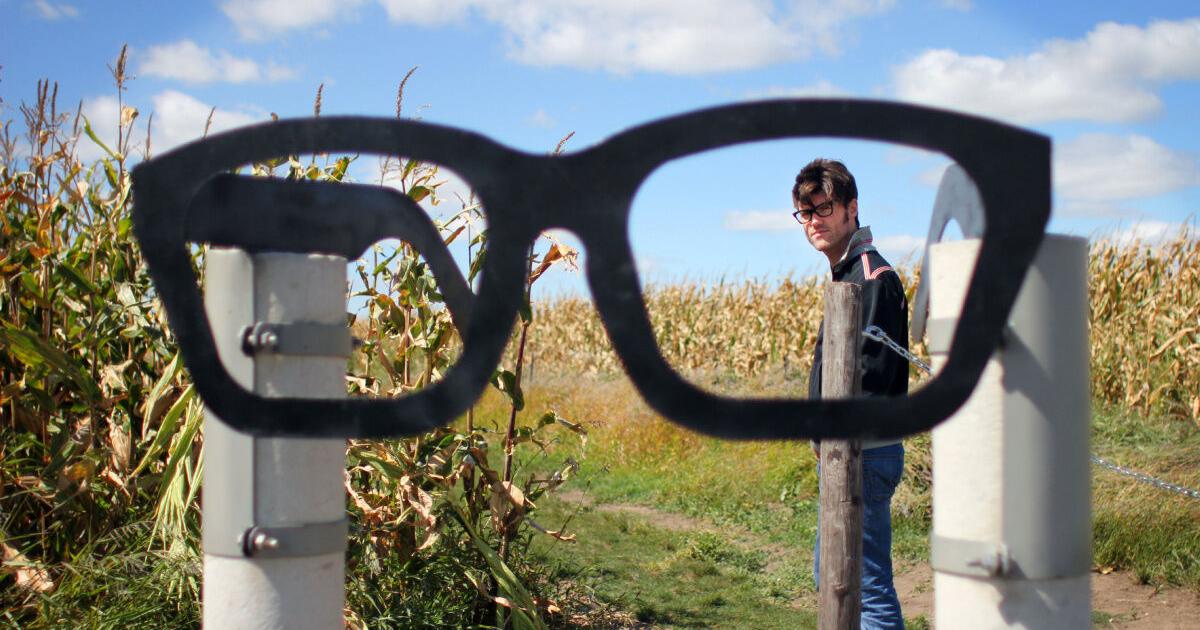 Bye, bye American Pie. Manuscript up for auction