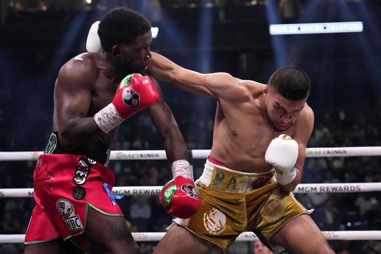 Barrios wins interim WBC welterweight belt with unanimous decision over ...