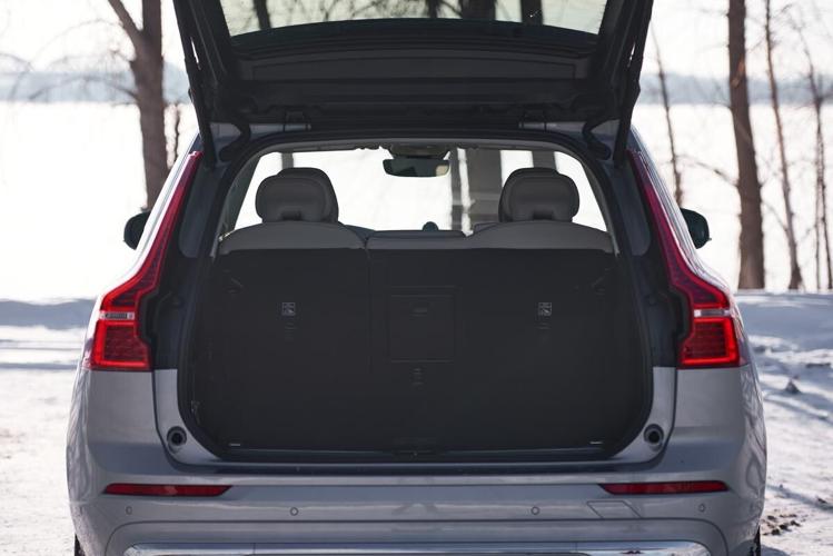 Review: 2022 Volvo XC60 B6