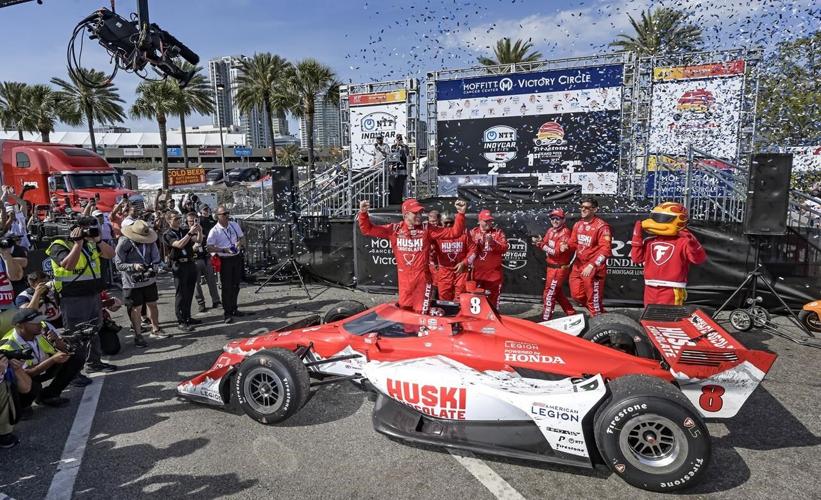 Marcus Ericsson wins rough IndyCar season-opening race