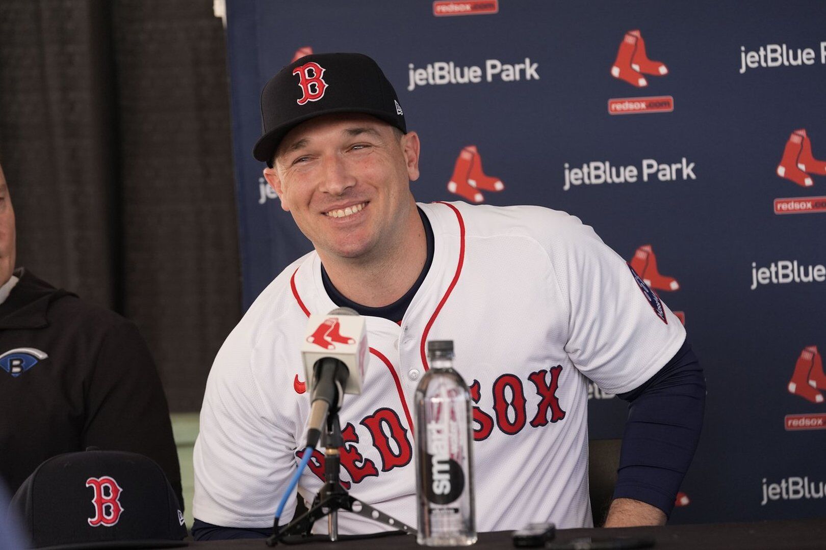 Alex Bregman joins team of his former favorite player and looks to get ...
