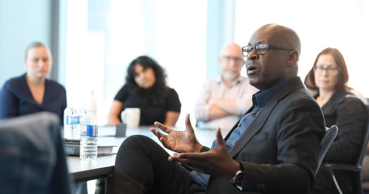 Saunders says that as mayor, he would root out waste at city hall