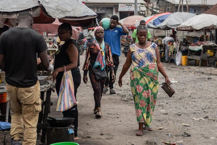 A free childbirth program ends in eastern Congo at the worst of times