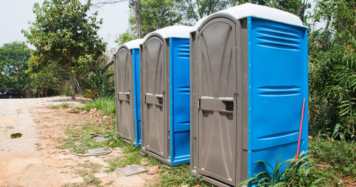 Two dozen Porta Potties destroyed in suspicious fire in Erin, Ont.