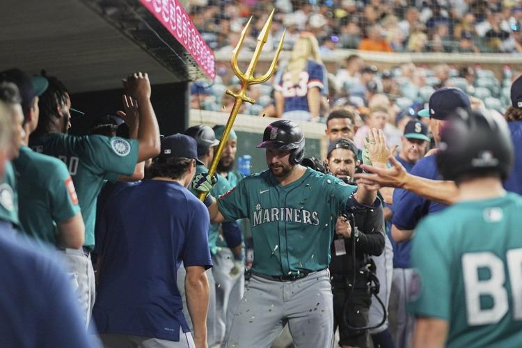 Mariners' Cal Raleigh breaks AL record with 38 homers before the All ...