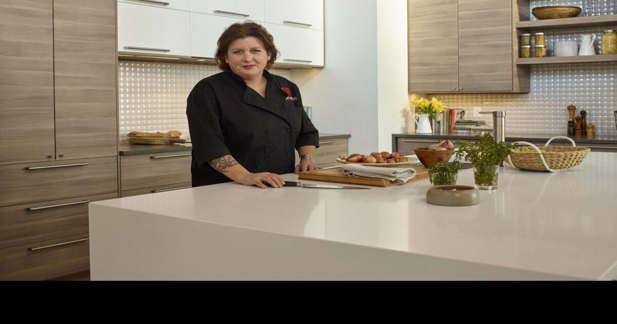 Canadian celebrity chefs step out of the kitchen and into advertising