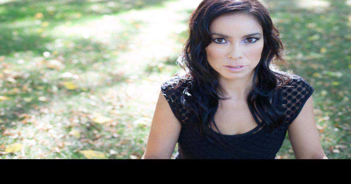 Emm Gryner joins David Bowie tribute in New York