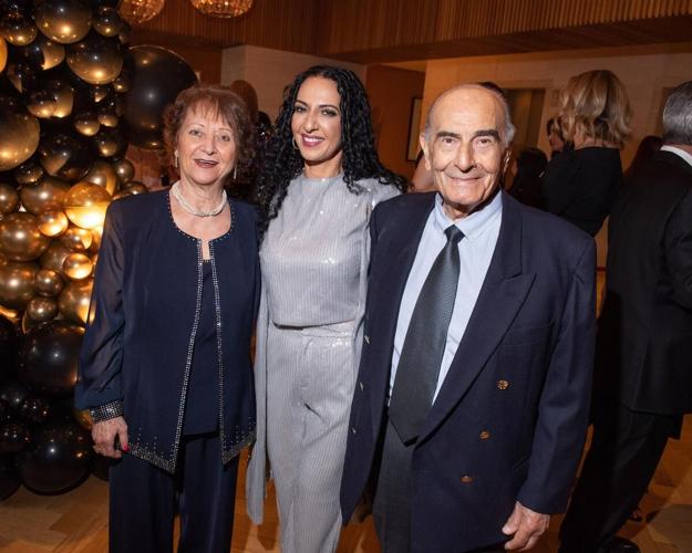 Jeanne Beker wins a Women’s Empowerment Award