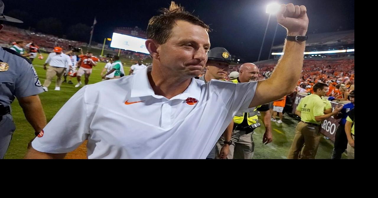 No. 9 Clemson’s offensive attack struggles to find end zone