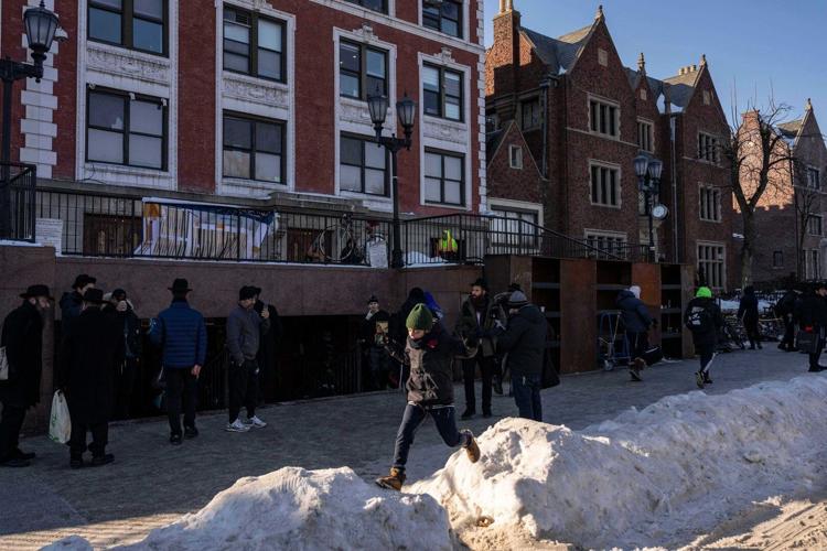 Man who rammed a car into NYC Jewish site had recently connected with ...