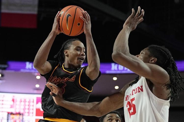 Emanuel Sharp scores career-high 20 points, No. 7 Houston beats ...