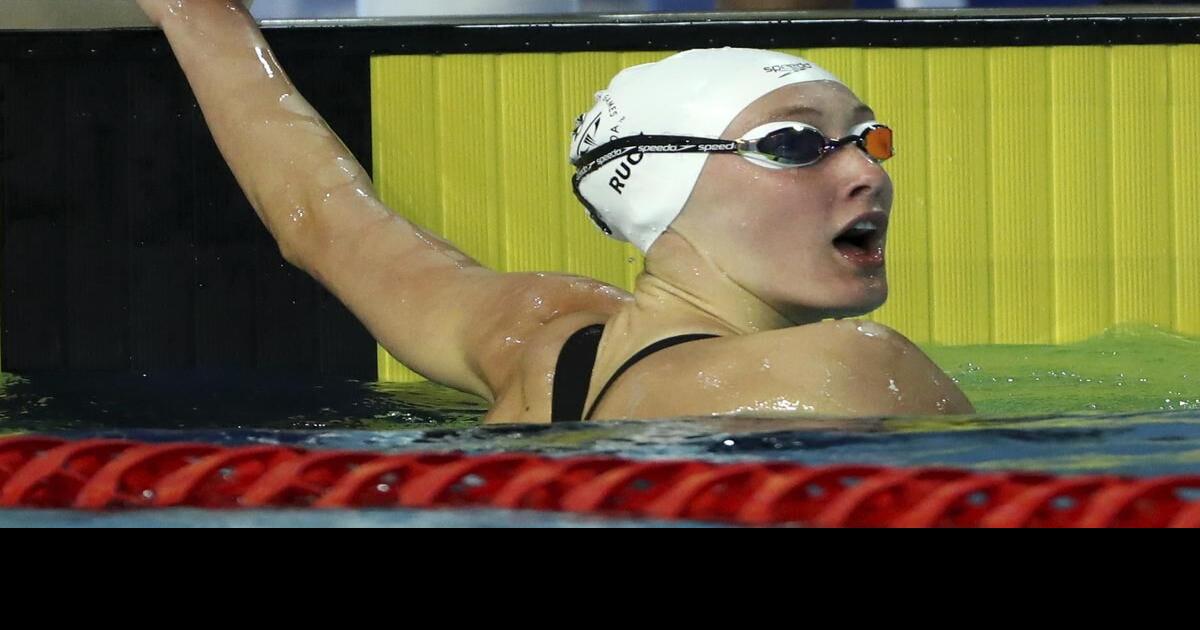 Swimmer Taylor Ruck ties Canadian Commonwealth Games record with 7th medal
