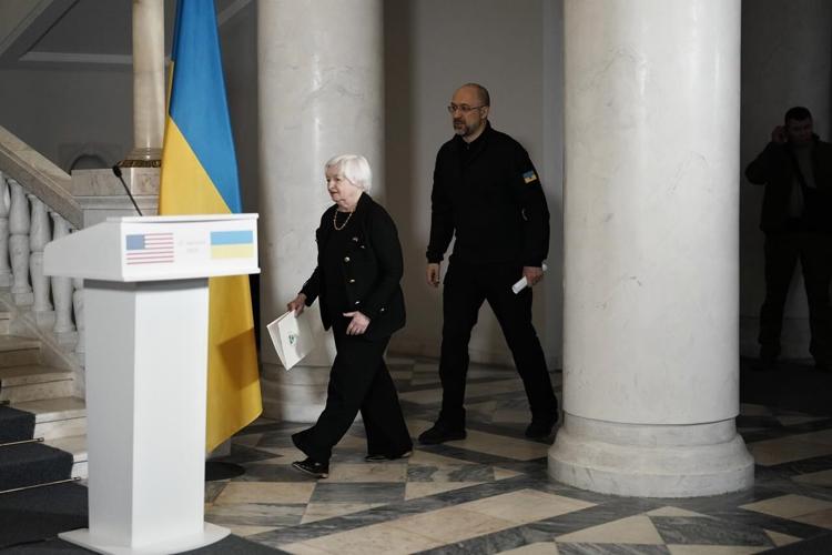 Yellen visits Ukraine, underscores US economic support