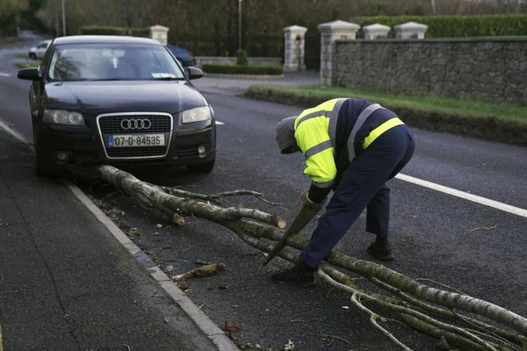 Storm lashes Ireland and Scotland as hurricane-force winds