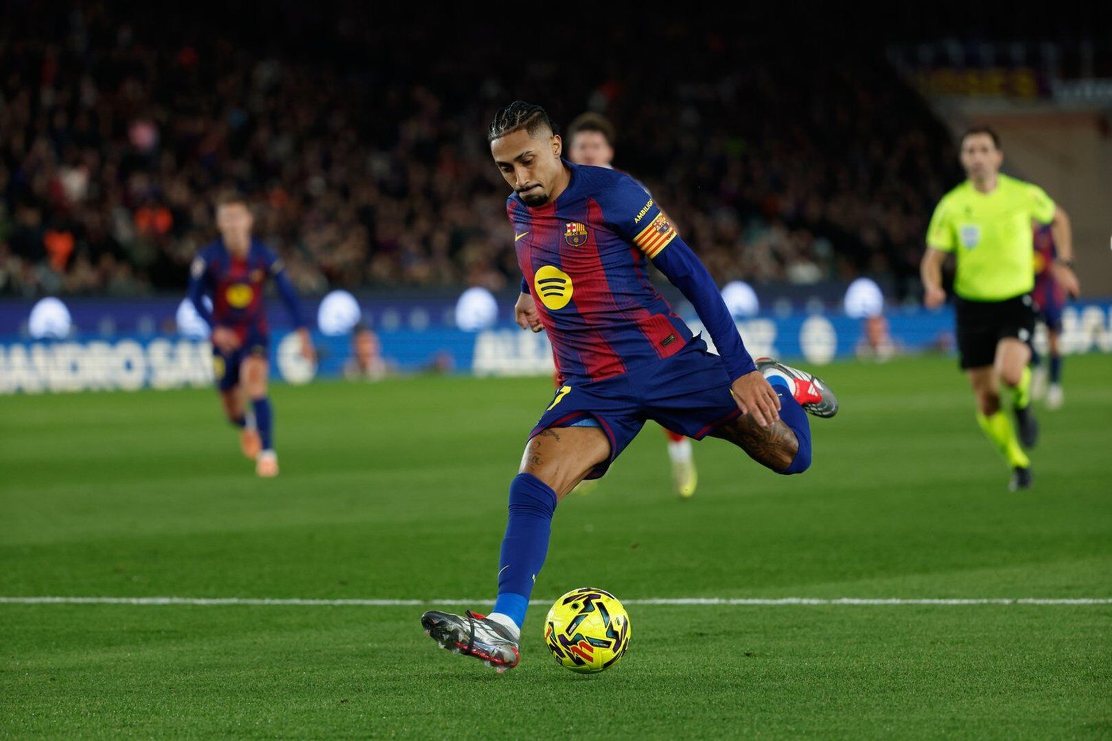 Raphinha is back to motivate Barcelona after injury layoff