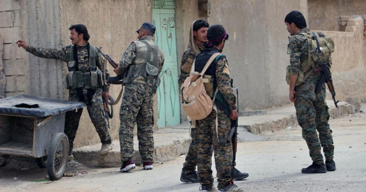 U.S.-backed Syrian rebel force launches battle for Daesh capital