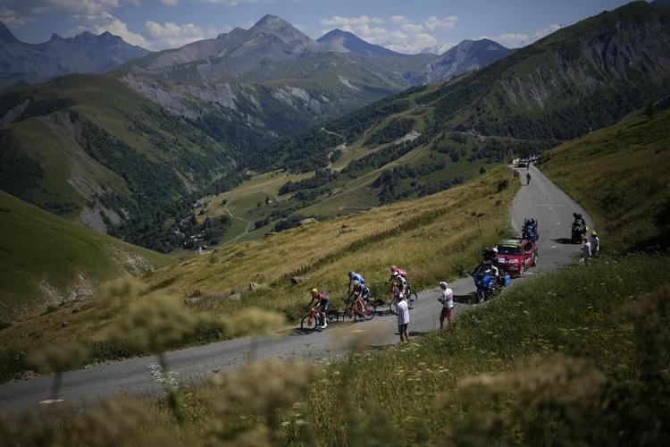 Pidcock wins Alpe d’Huez stage, Vingegaard keeps Tour lead