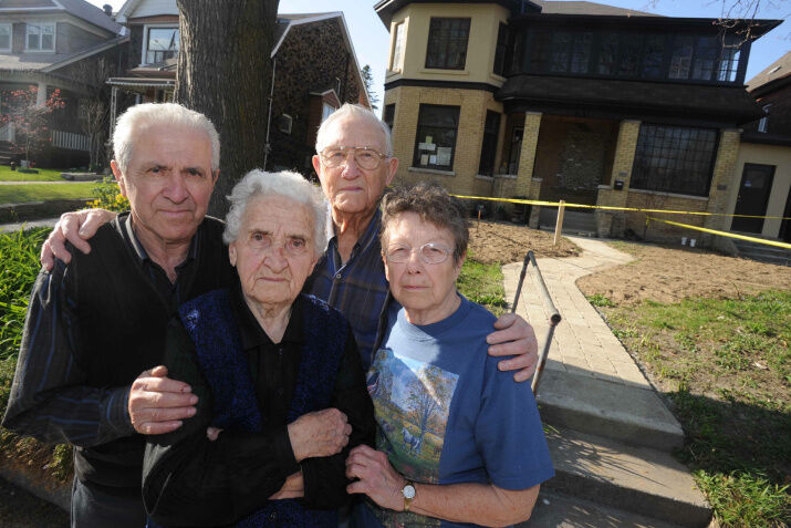 Driveway dispute divides neighbours
