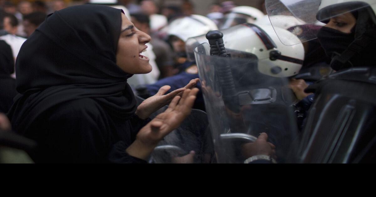 Bahrain protesters and police clash at Formula One exhibition