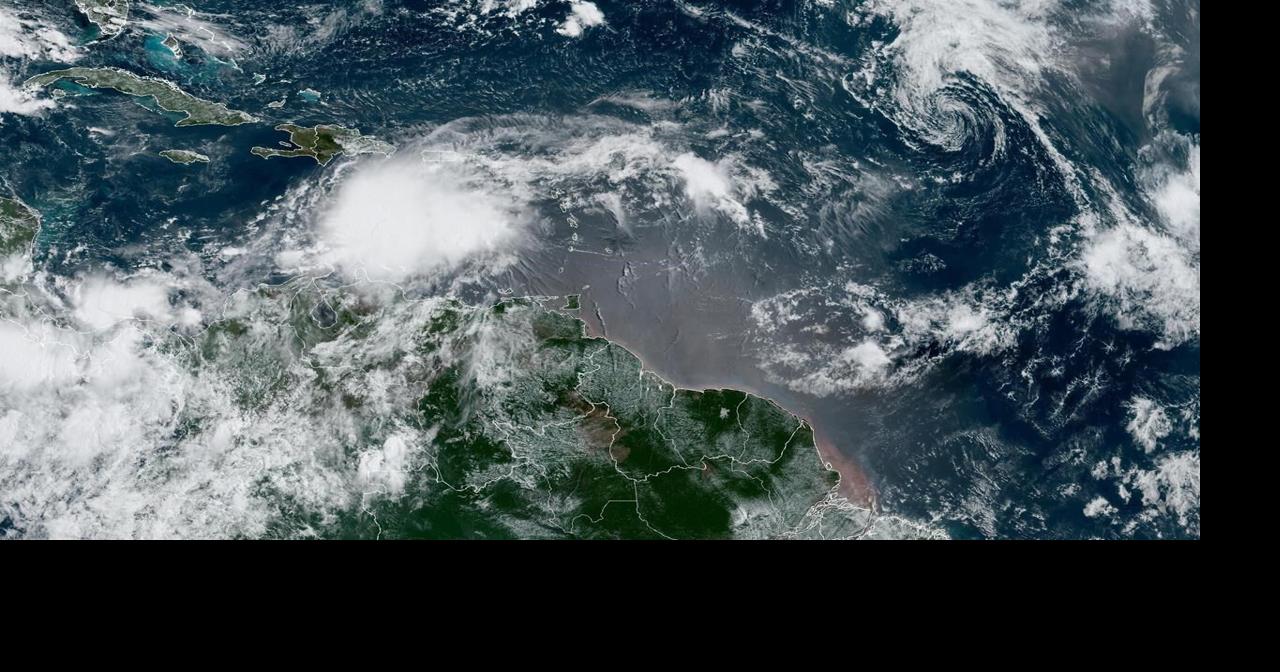 Tropical Storm Franklin nears the Dominican Republic and Haiti bringing ...